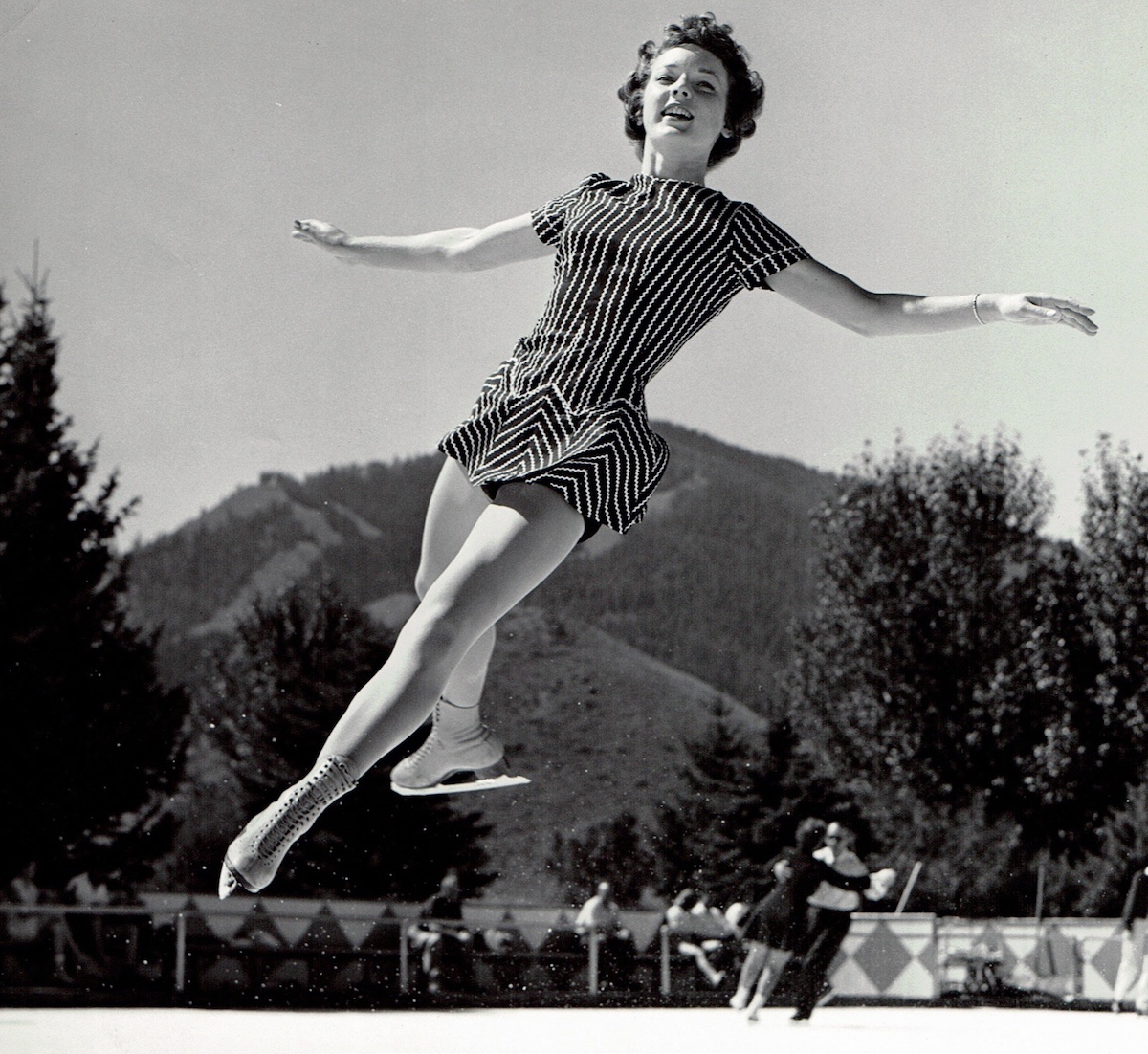 Olympic Wednesday: the 1956 Winter Games in Cortina – Daily McPlay ...